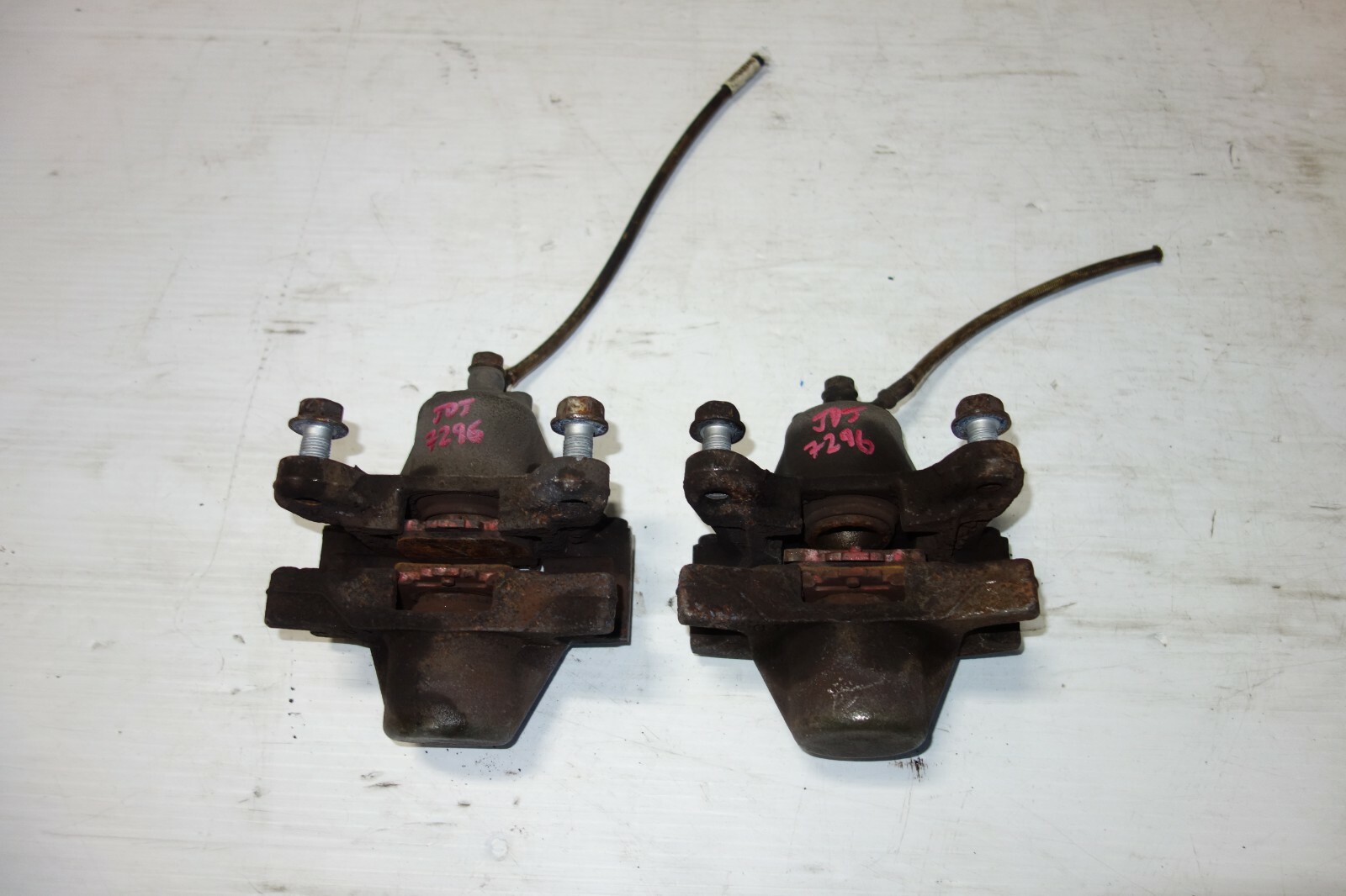 Lexus IS300 Rear Brake Calipers 2001 2002 2003 2004 2005 OEM Genuine ...