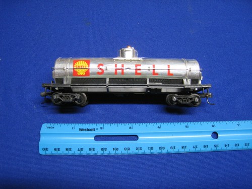 HO Scale Tyco Shell Oil Tank Car - Freight Train - Kadee Couplers | eBay