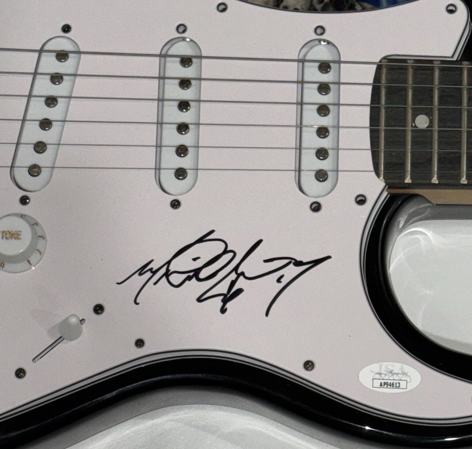 MICHALE GRAVES SIGNED SKULL ELECTRIC GUITAR THE MISFITS AUTOGRAPHED JSA ...