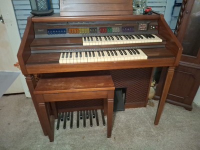 Lowrey Pageant M-150 ELECTRIC ORGAN Piano WITH Stool. Made In USA | eBay