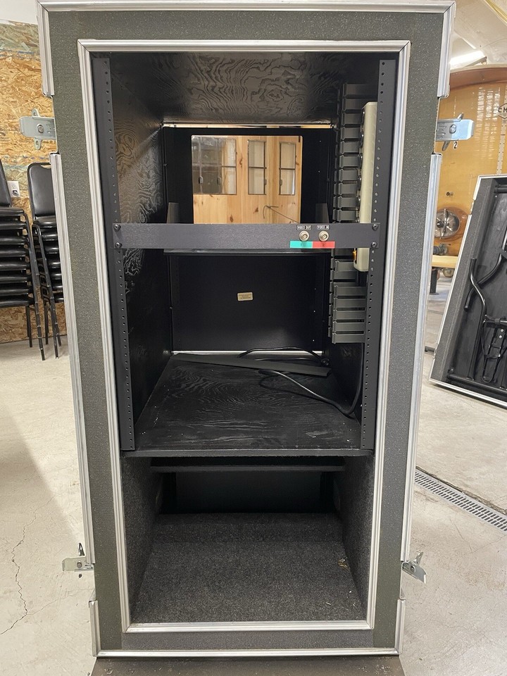 JAN-AL Case 22RU Rolling Road Case Shock Mount Heavy Duty Professional ...