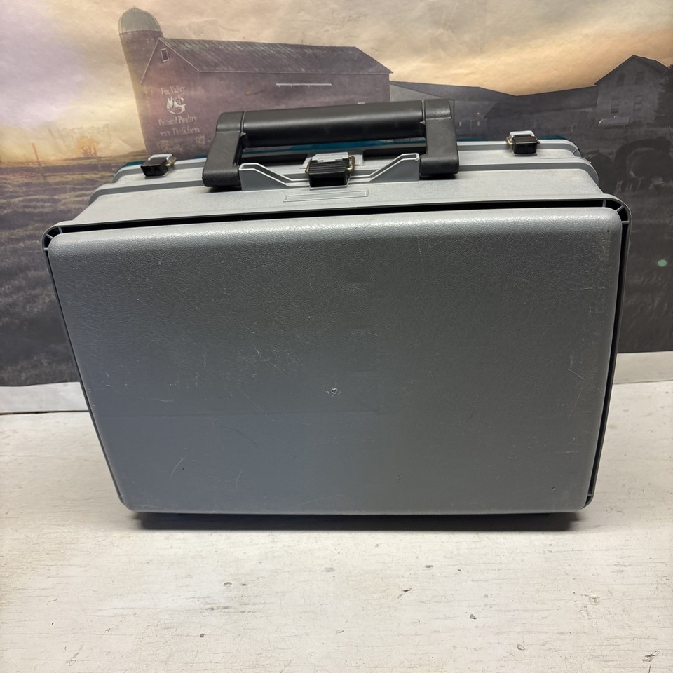 Plano Guide Series Model 1258 Big Fishing Tackle Box 16”x11.5”x7” Made ...