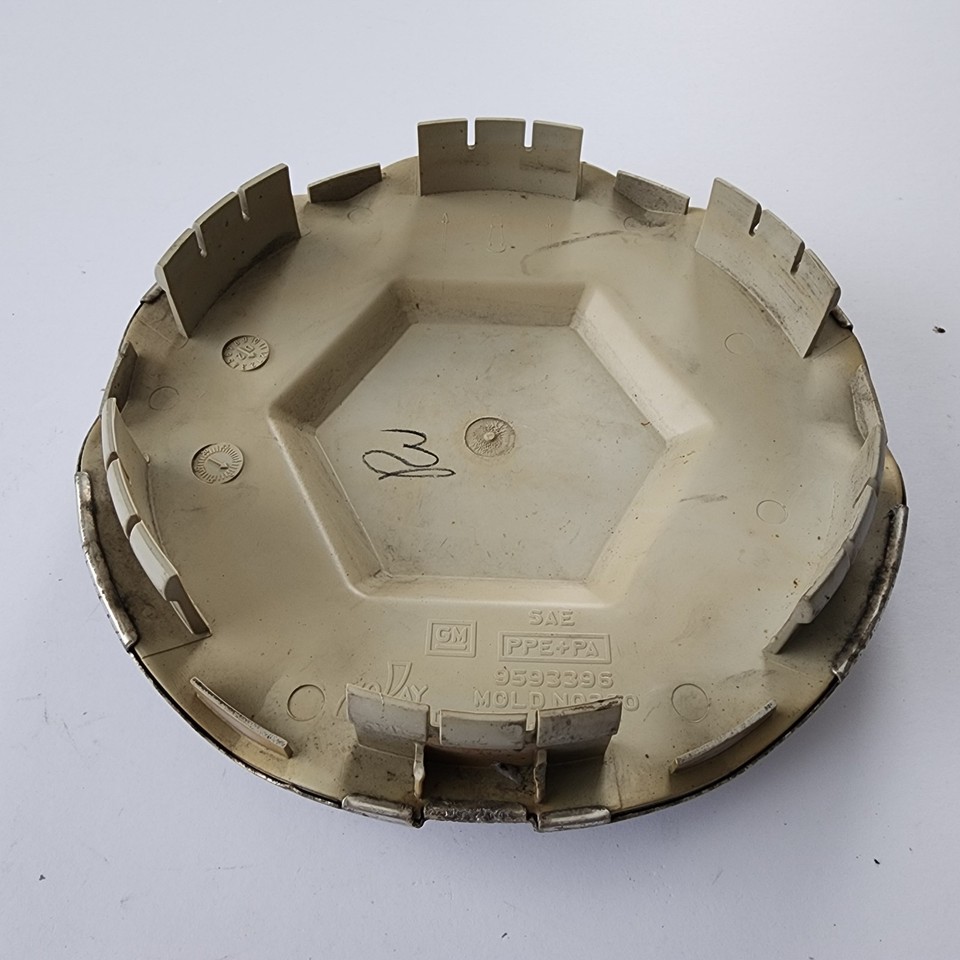 2002-2007 GMC Envoy Wheel Center Hub Cap Chrome Polished 9593396 | eBay