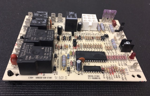 Goodman B18099-13 Amana Furnace Control Board B1809913s for sale online ...