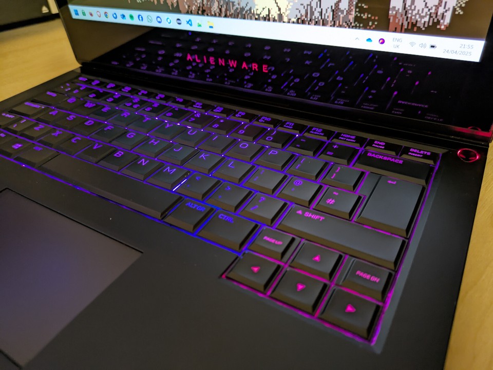 Alienware OLED Gaming Laptop Fast i7, 32GB RAM, 512GB SSD, GTX 1060 6GB ...