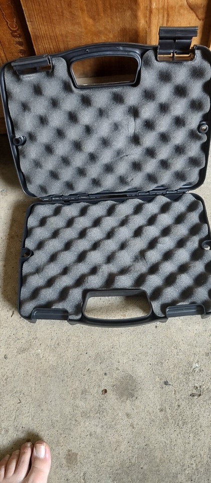 Doskocil Black Hard Shell Gun Case Single Pistol Storage Foam 11.5” X 8 ...