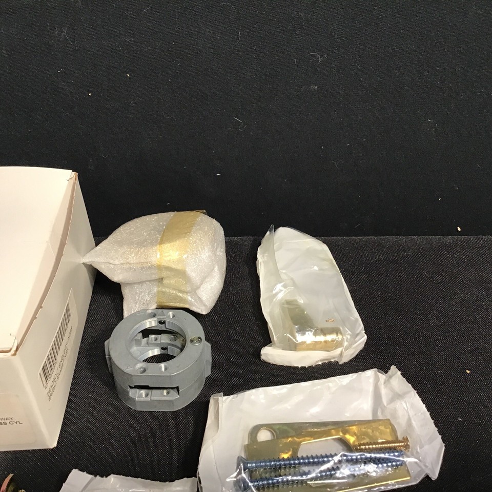 ILCO 45-1-3-04-03P Single Deadbolt W/ Thumbturn lORI NO Cylinder *KB ...