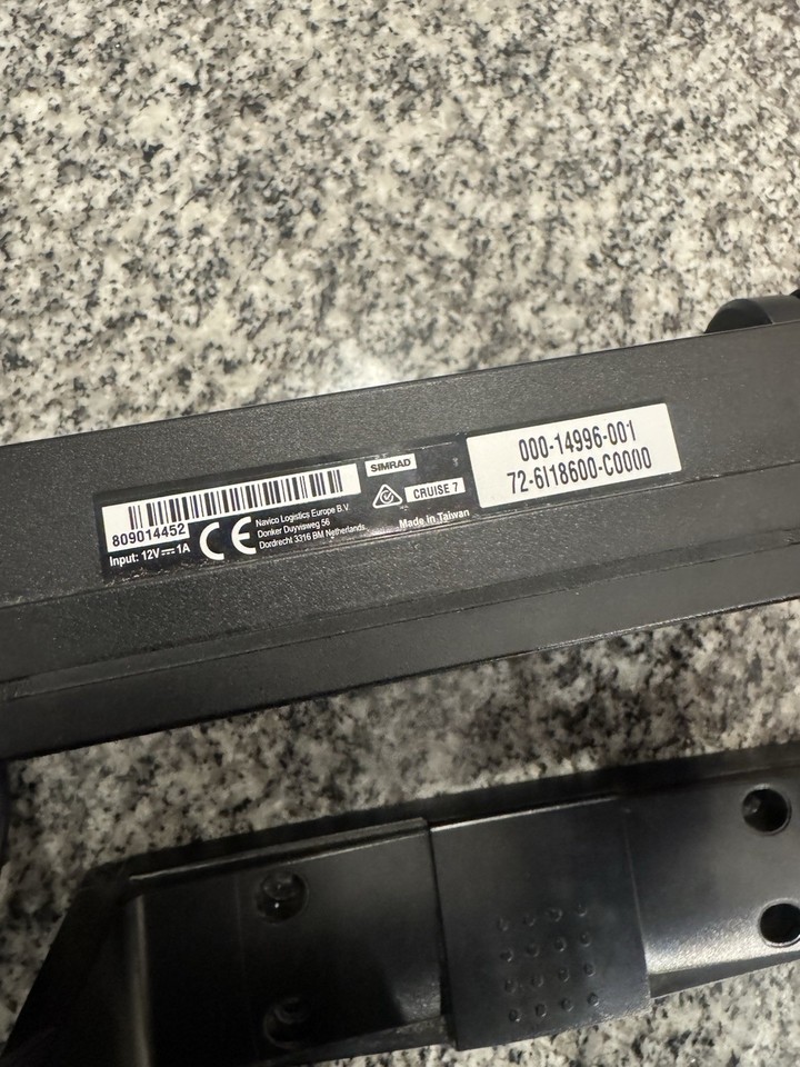 Simrad Cruise 7-7-in GPS Chartplotter C- MAP Coastal Maps inc | eBay