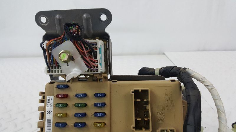 00-01 Subaru Outback Under Dash Fuse Box Interior | eBay