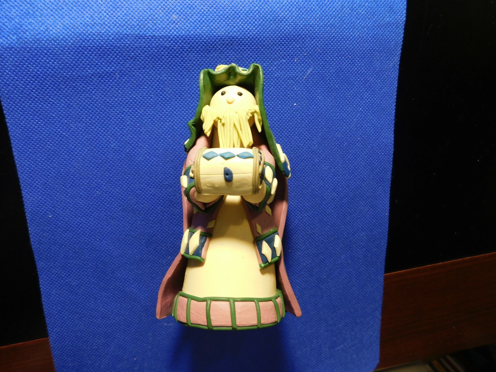 DESIGNED BY KIM LAWRENCE ENESCO KING MELCHIOR WITH GIFT OF GOLD ...