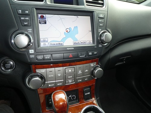 14 15 Toyota Highlander OEM Navigation Audio Display System Apps 57063 ...