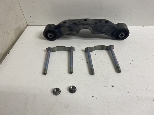 2010-2014 Subaru Legacy OEM Rear Differential Mount Bracket Carrier ...