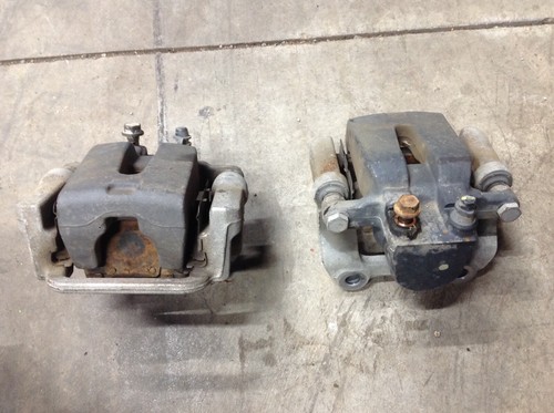 Dodge Challenger Rear Brake Calipers w/ Pads Pair 2011 2012 2013 2014 ...