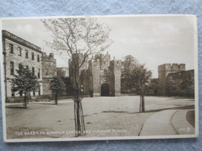 The Barbican Northumberland Alnwick Castle And Duchess School, England ...