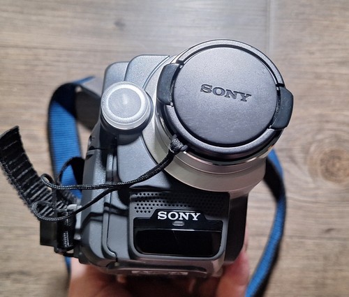 Sony Handycam CCD-TRV308 Hi-8 Analog Camcorder For Parts Or Repair No ...