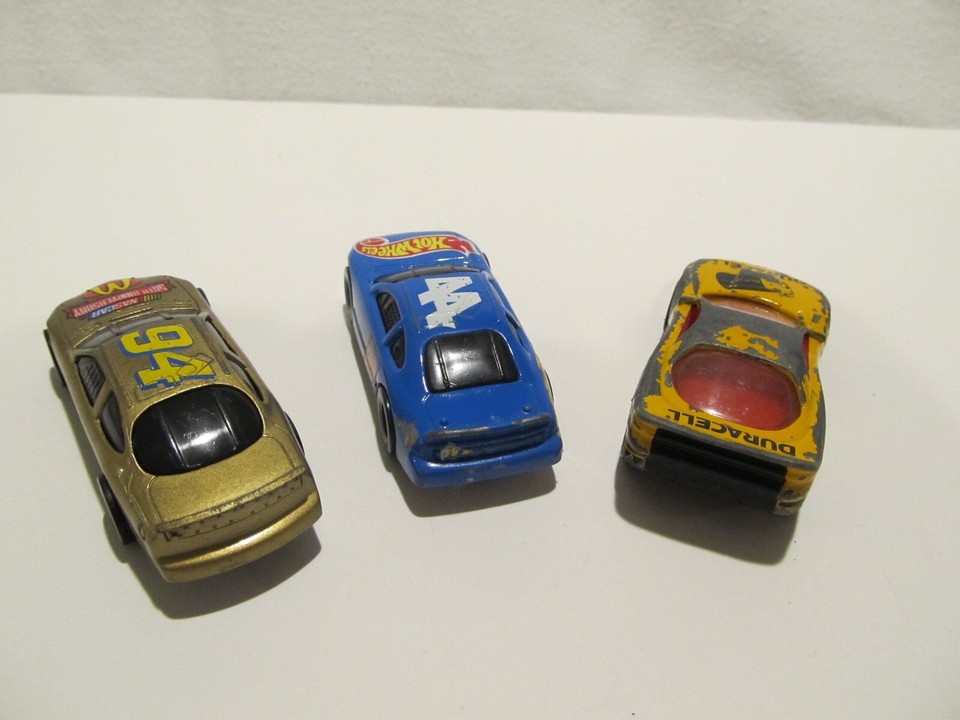 3 LOOSE HOT WHEELS / DIECAST / RANDOM / RACE CARS / ** EXTREMELY ...