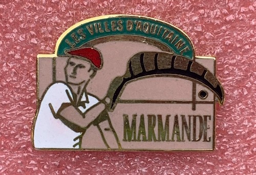 T08 Pins MARMANDE Joueur de PELOTE BASQUE Chistera Ville Aquitaine ...