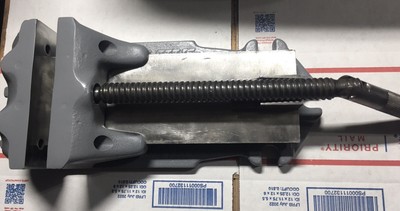 Vises - Cardinal Speed