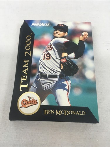 1992 Pinnacle Team 2000 Lot of 30 Cards - Sammy Sosa Roberto Alomar ...