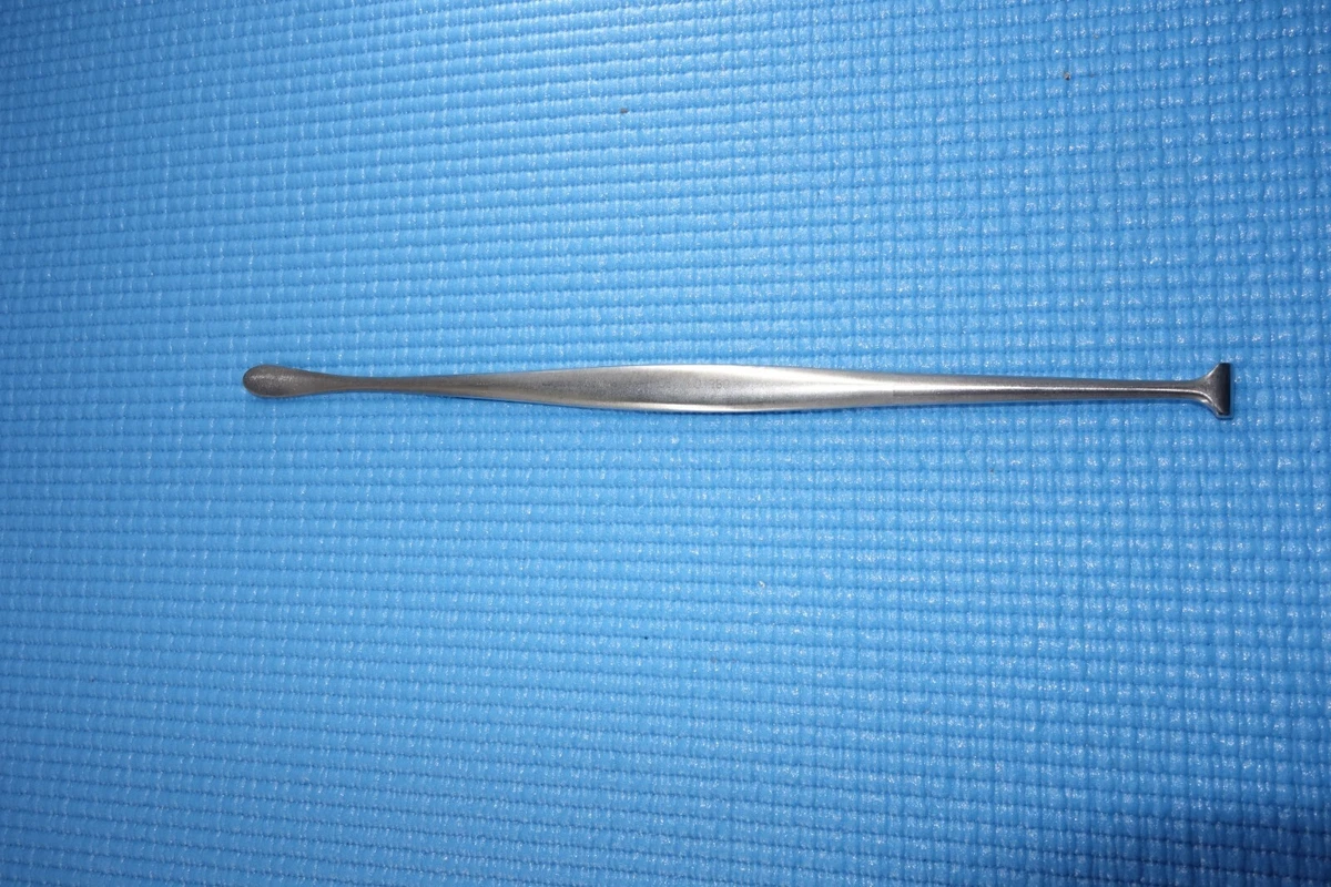 Pillar Retractordissector