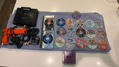 **Sega Saturn Console Bundle w/ 16 Games, Light Gun, 2 Controllers ...