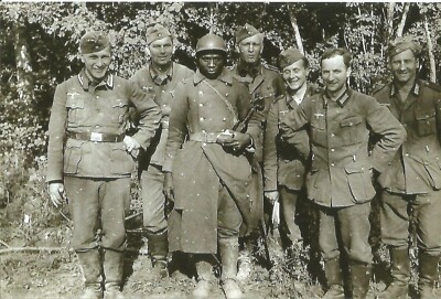 WW II German Photo -- Soldiers With French Black POW | eBay