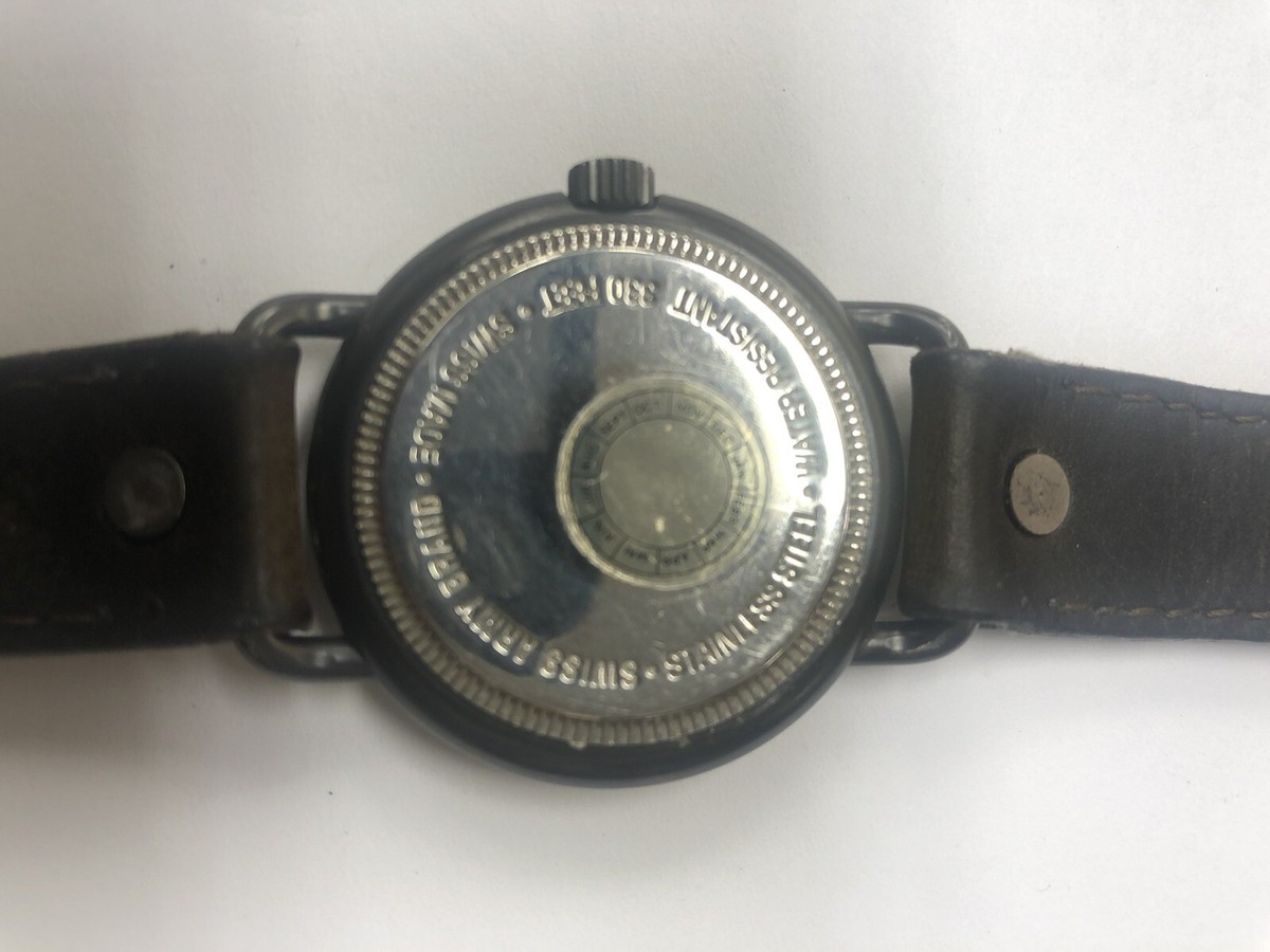 Swiss Army Watch 330 Feet