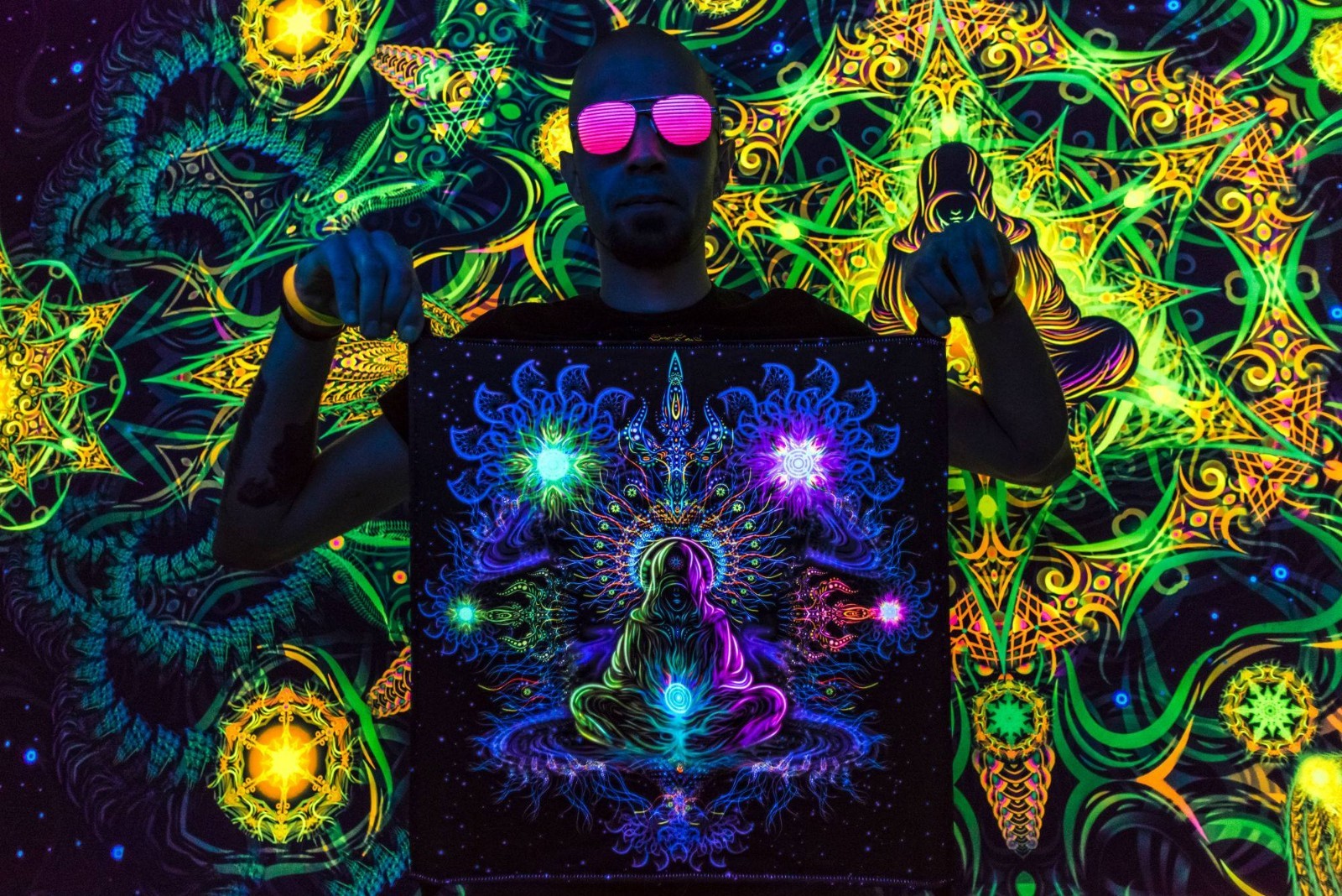 UV Backdrop Black Light Tapestry Psychedelic Art Banner Fluoro Psy Wall ...