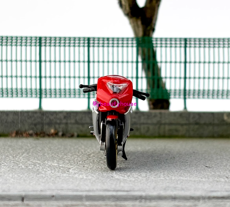 CM 1:64 Agusta Superveloce SV800 Figure Model Diecast Metal Motorcycle ...