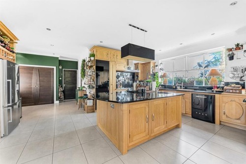 Second Hand Complete Kitchen Light Oak Cabinetry Black Granite Worktops ...