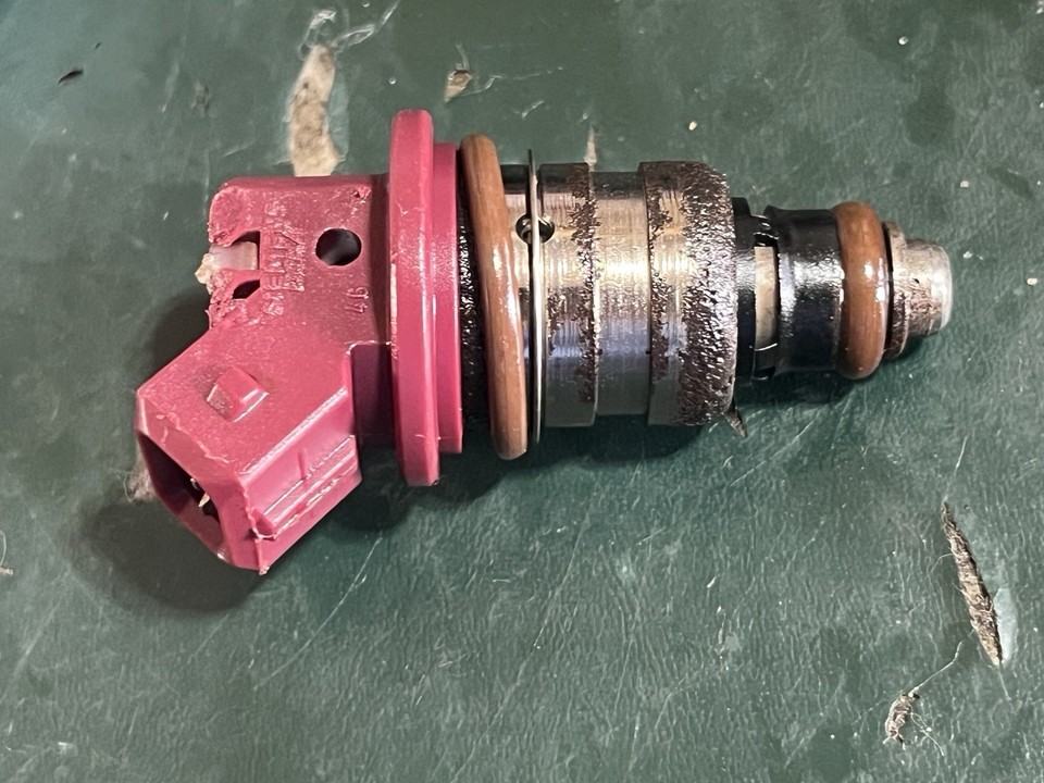 225 200 hp Mercury OPTIMAX red FUEL INJECTOR 804528 8M0222157 two ...
