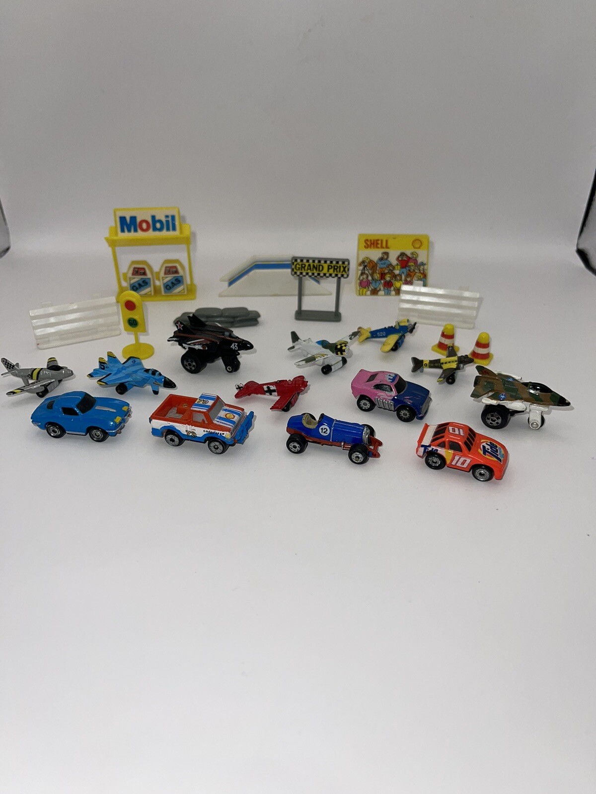 Fun Rise Micro Action Off Road Rally Playset Micro Machines W/13 ...