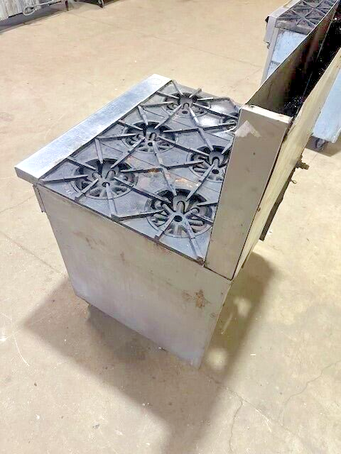 "GARLAND H286" NAT GAS 6 BURNERS STOVE RANGE WITH OVEN AND BACK SPLASH ...