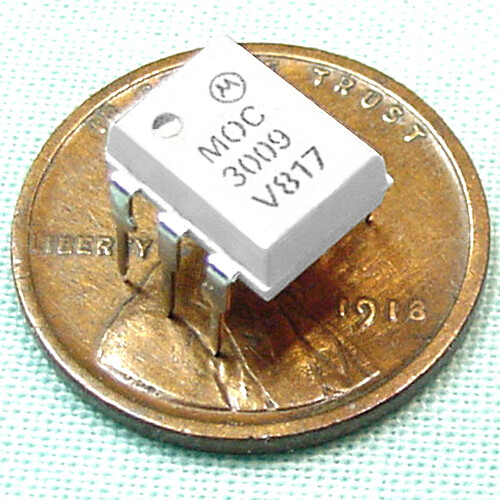 (100) MOC3009 Opto-Isolator, TRIAC Output - Genuine Motorola, UL * USA ...