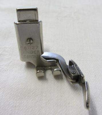 Singer Sewing Machine 221/222k Hinged Zipper-Cording Foot Simanco ...