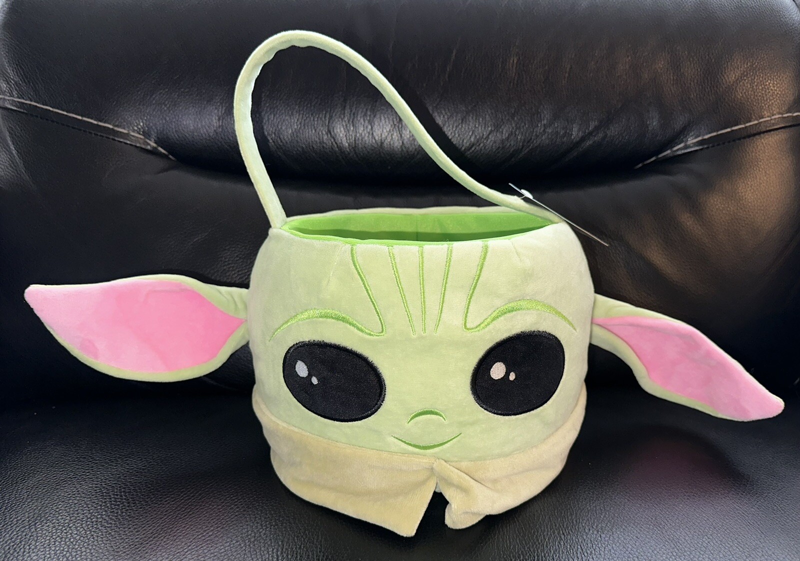Star Wars Grogu Plush Easter Basket The Child Mandalorian Baby Yoda NWT ...