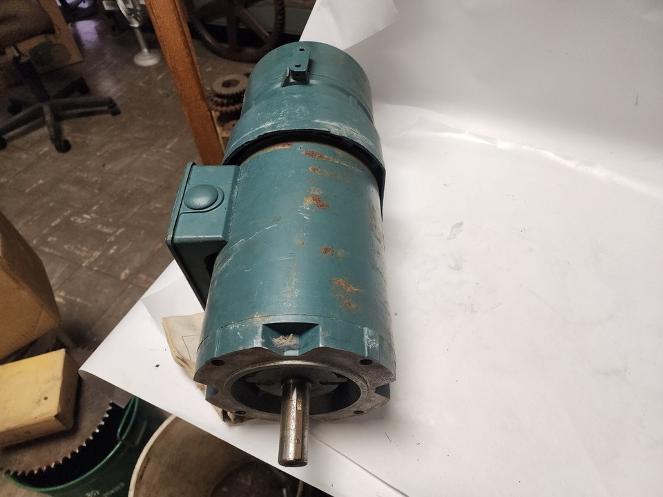 Reliance 1-1/2 hp. 1680 rpm. Brake Motor Duty Master Brake 460 3 Ph ...