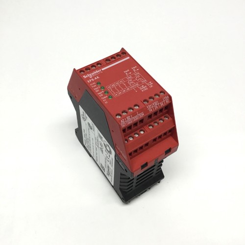 Schneider XPSAK311144 PREVENTA XPS-AK E-Stop Safety Relay Module 24V AC ...