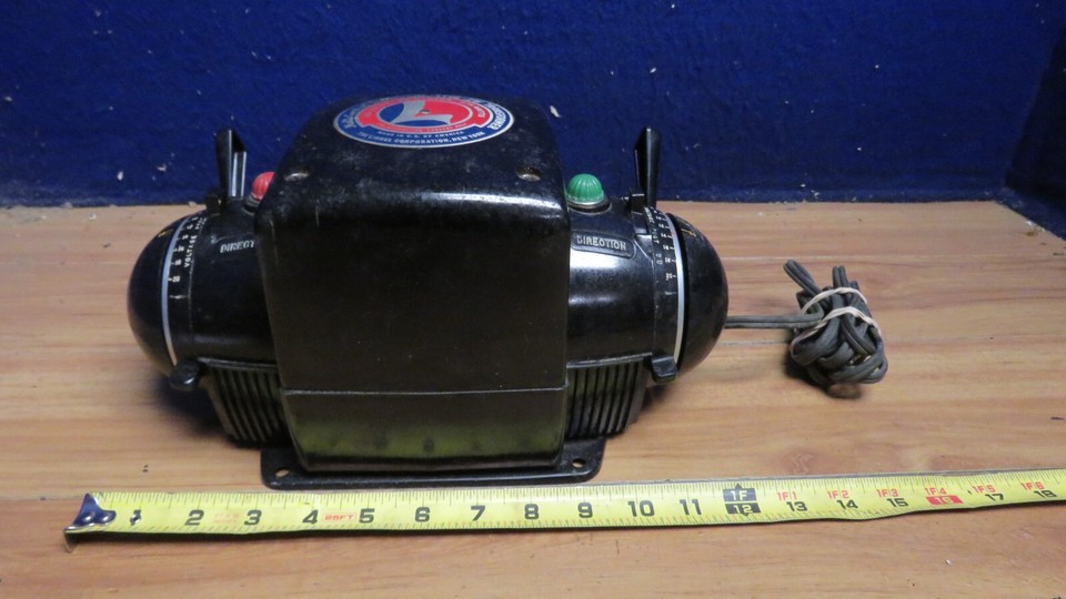 LIONEL TYPE ZW MODEL R TRANSFORMER 115 VOLTS 60 CYCLES 275 WATTS IN OB ...