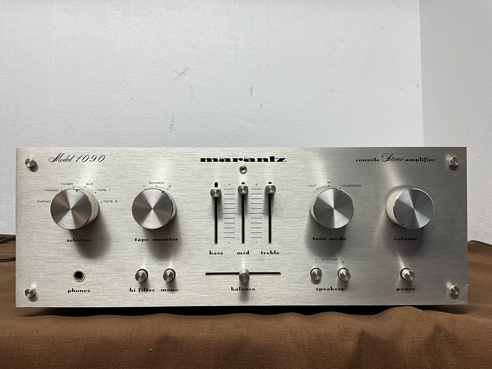 Marantz Model 1090 Console Stereo Amplifier | eBay