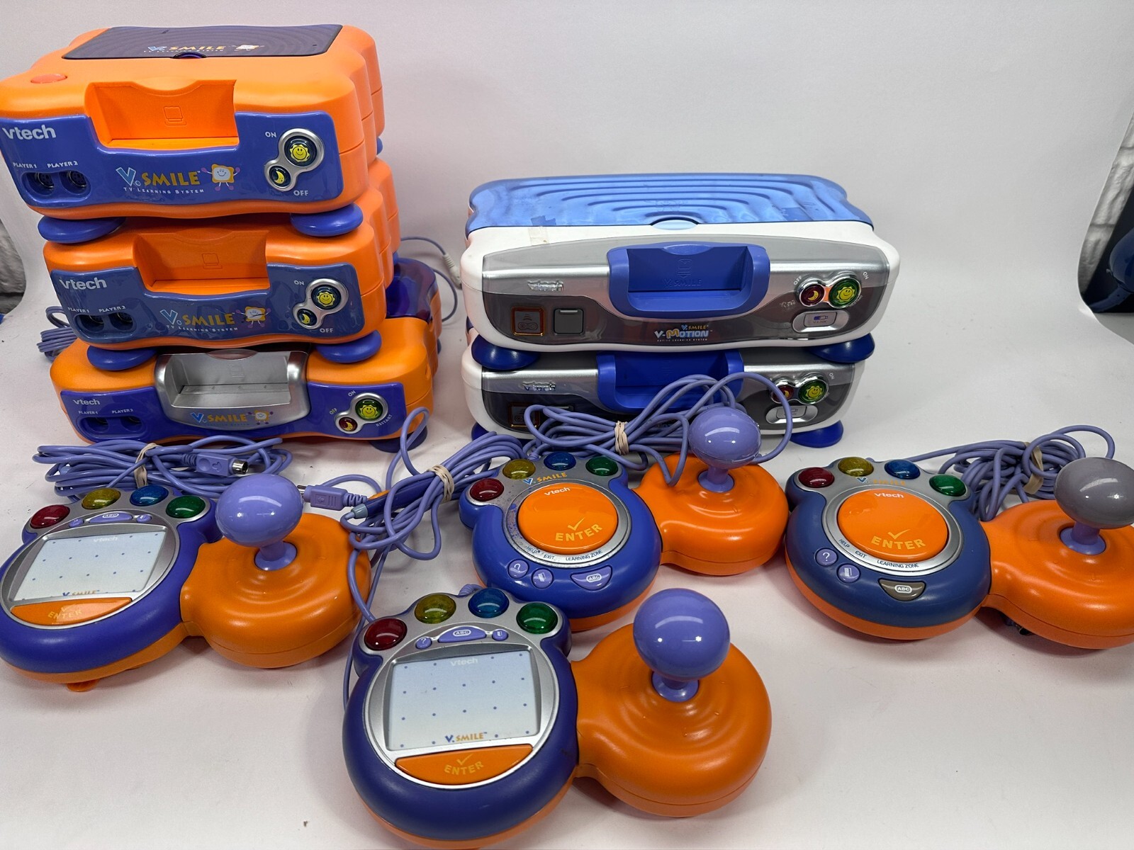 VTech - 3 Vsmile 2VMotion TV Learning System Consoles Lot W/Controllers ...