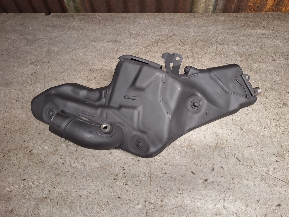 Honda CBR1000RR - Exhaust Pipe Silencer Muffler End Can - 18310-MFL-010 ...