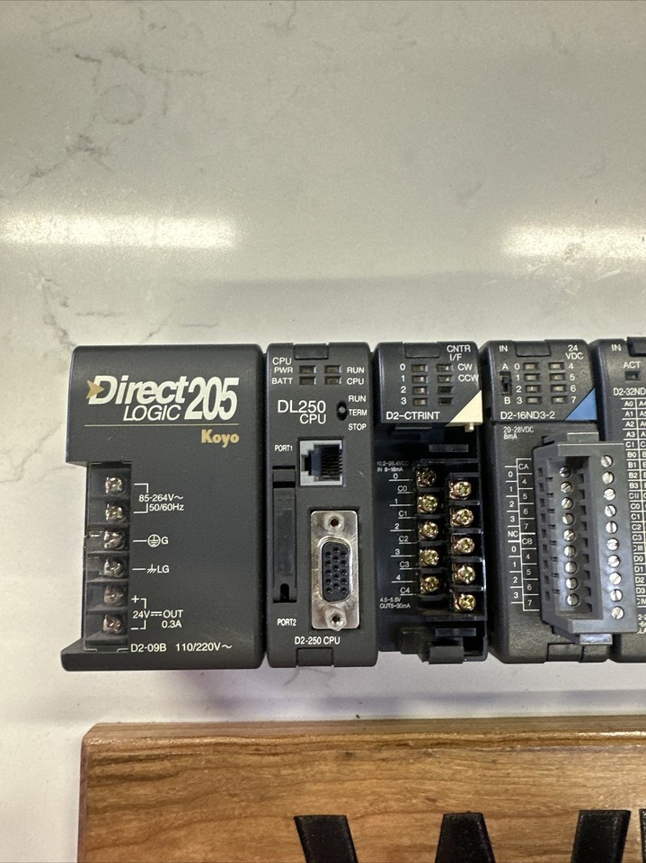 Koyo Direct Logic 205 with Base D2-09B 9 Slot D2-250 CPU D2-CTRINT D2 ...