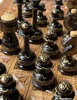 VINTAGE ARABIC CARVED WOOD CHESS AND BACKGAMMON SET 2 SIDED FOLDABLE ...