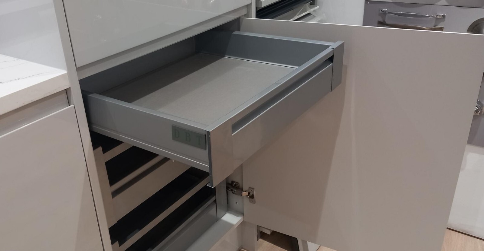 Internal Soft Close kitchen Drawer DBT fit in 900mm Wide Unit Ranges ...