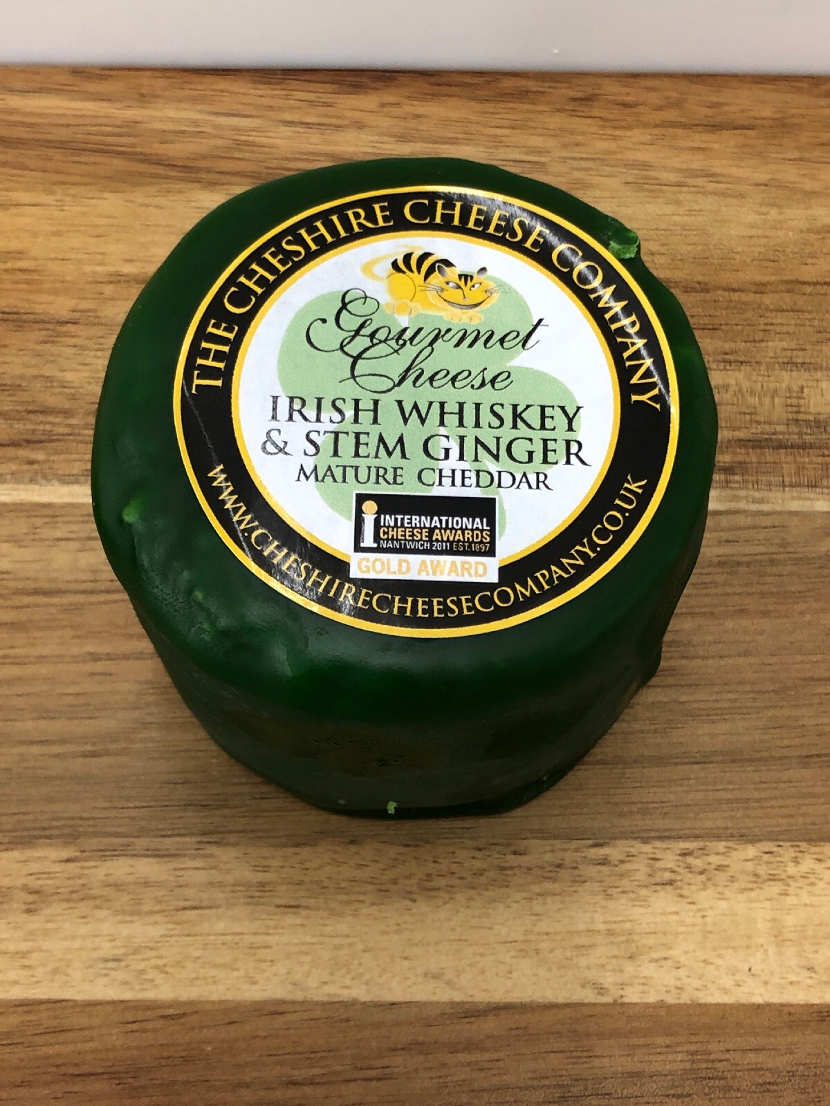 Mature Cheddar Cheese With Irish Whiskey & Stem Ginger 6 X 200g Award ...