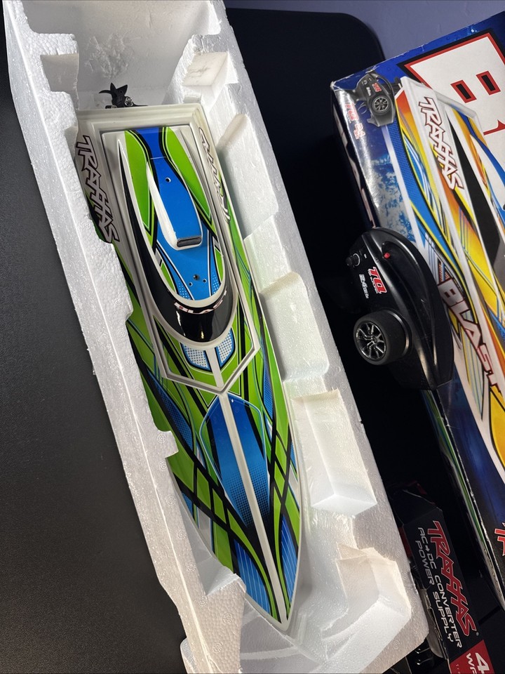 Traxxas Blast RC Race Boat Green W Remote In Original Box UNTESTED ...