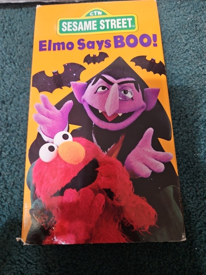 Sesame Street: Elmo Says BOO! VHS Tape 1999 Halloween Spooky Cartoon ...