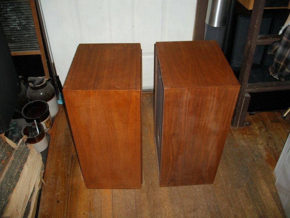 VINTAGE REALISTIC NOVA 8B SPEAKERS L@@K!!!! | eBay