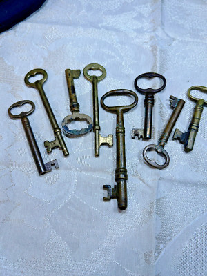 J3-LOT OF 8 ANTIQUE BRASS KEYS LARGEST 4 3/4" | eBay